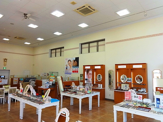 利き手・利き足だけじゃない!?利き目の調べ方 メガネハット(株式会社アーバン)