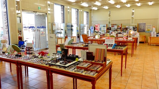 これがサングラスの進化系 メガネハット（株式会社アーバン）