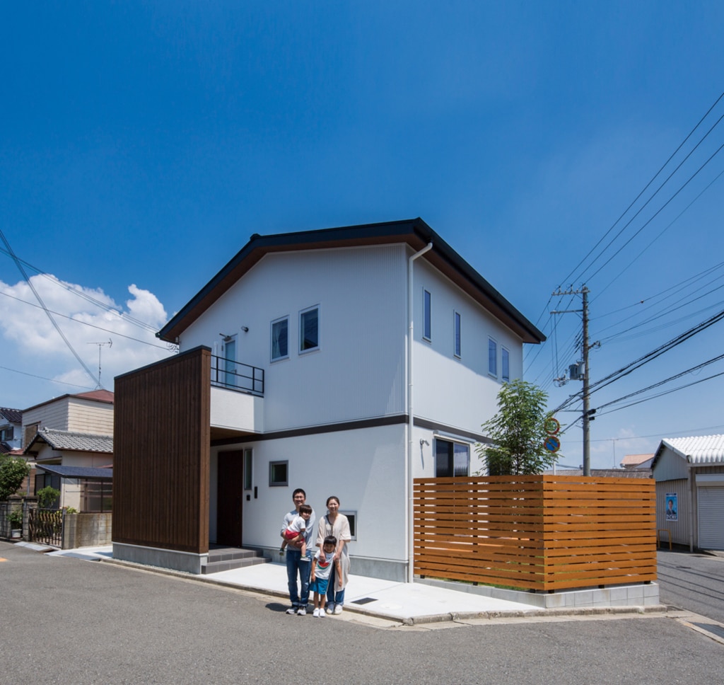 家族の団欒も趣味もたっぷり楽しめる 夢いっぱいの「オトナカッコイイ」家│lib Home(リブホーム建築設計事務所) おすまみcom