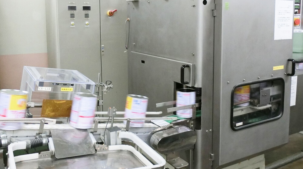 Our Commitment to Manufacturing | MEGMILK SNOW BRAND Pure&Touch