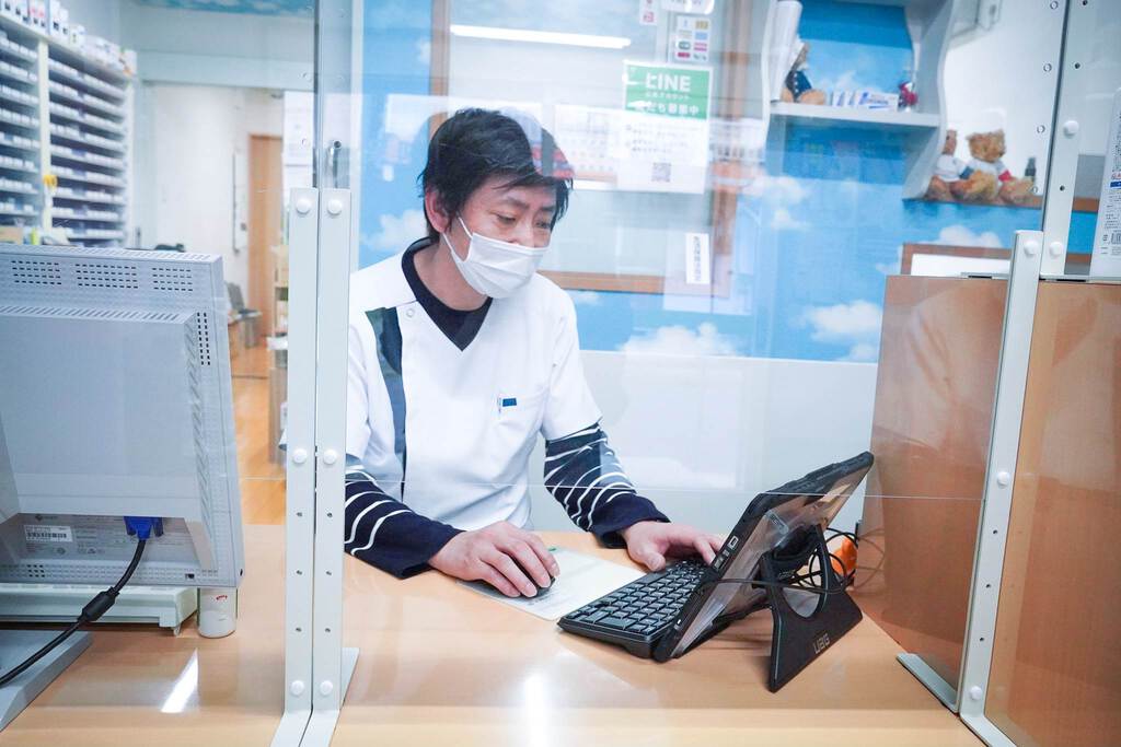 服薬期間中フォローで「つながる」。奄美大島の薬局がコロナ禍でmusubiを選んだ理由、活用術