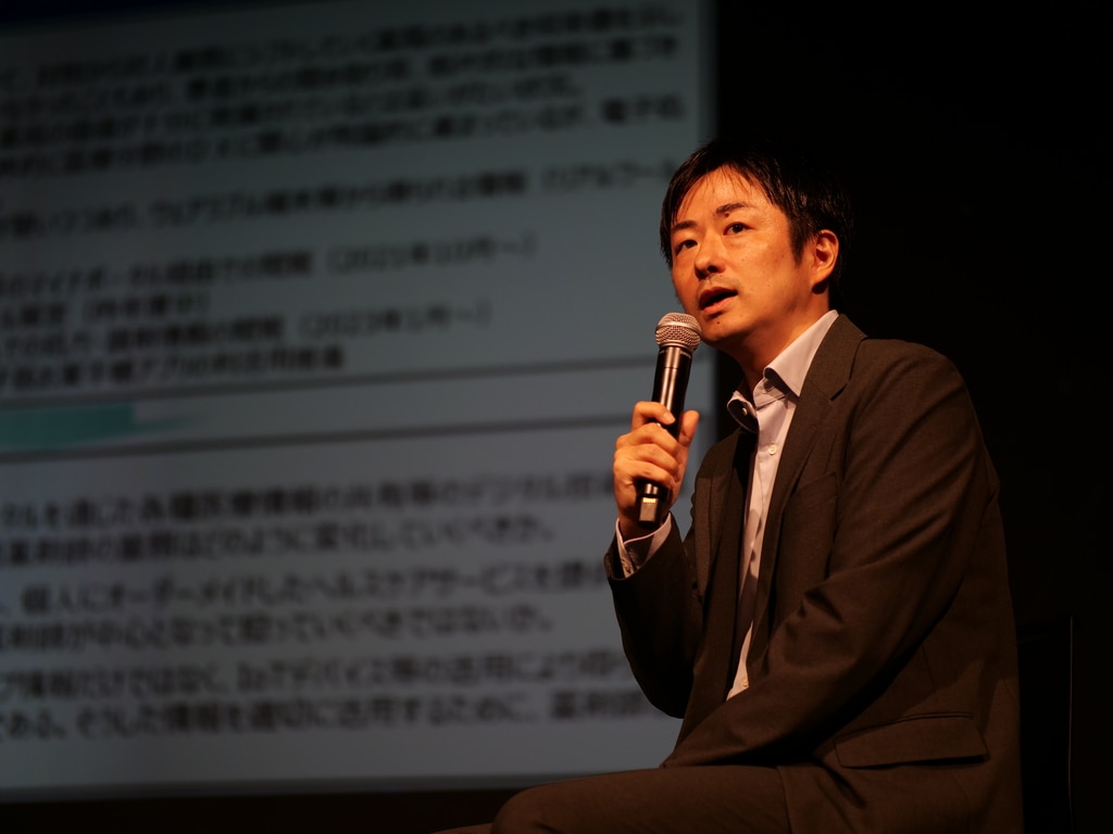 宅配ロッカー活用やオンライン服薬指導をすすめる薬局経営者が語る、取り組みの実情と未来 Musubi|電子薬歴は業務効率化だけではない時代