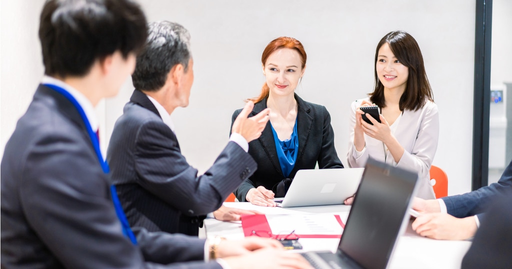 通訳と翻訳の違いは? それぞれの業務内容を詳しく解説 株式会社インターグループ