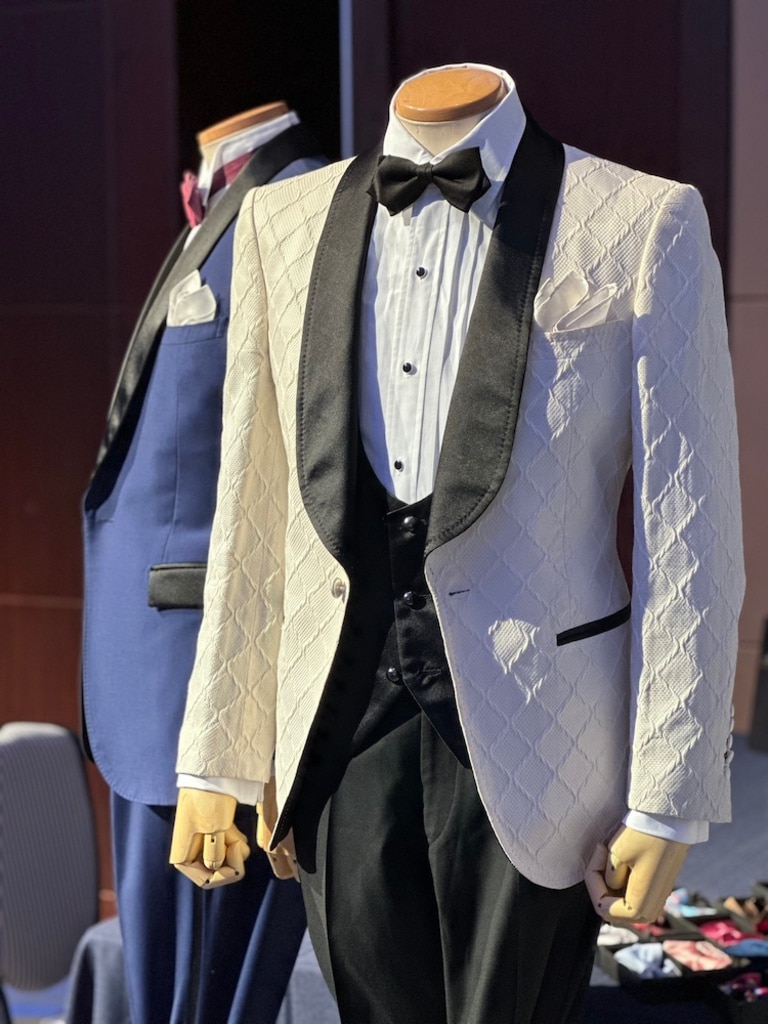 ザ・プリンス パークタワー東京のウェディングフェアで、ロッソネロのタキシードを展示♪ 南青山オーダータキシード専門店ロッソネロ|オーダー