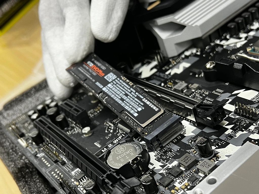 ガレリア ノートパソコン修理、ssdの不良で交換したら容量アップ【修理事例】 パソコン修理スマホサポート専門店|デジタルドック