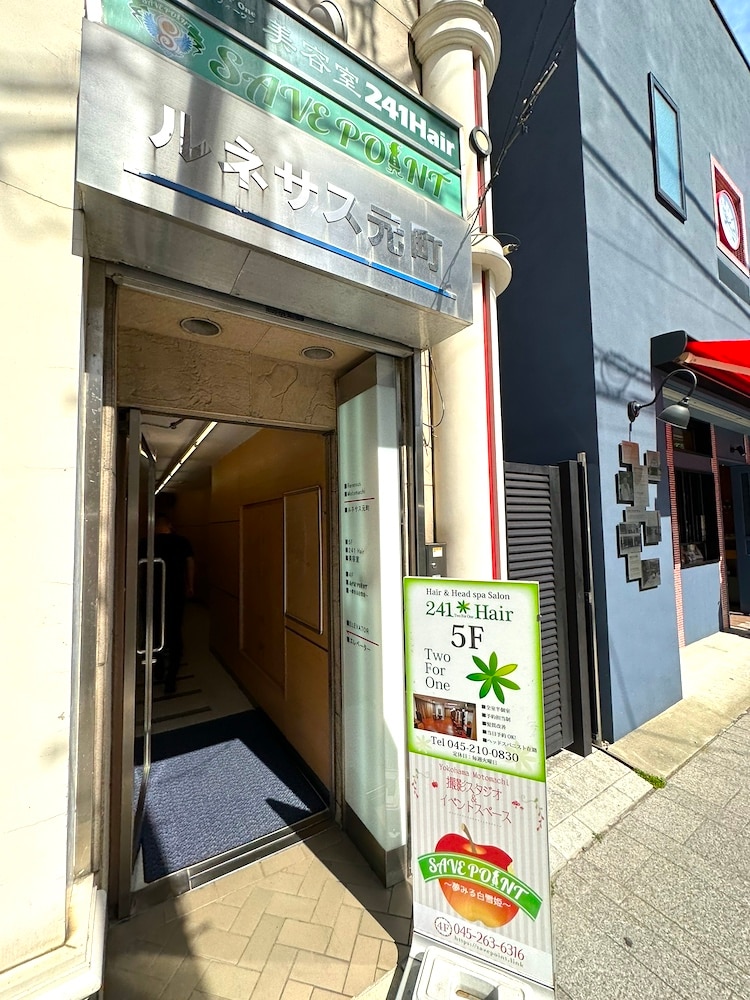 5月27日土タキシードアトリエ ロッソネロ横浜店open!! 南青山オーダータキシード専門店ロッソネロ|オーダー・レンタル|東京