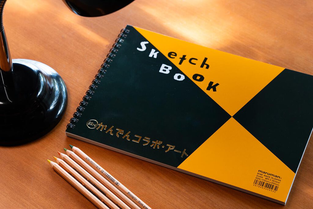 【制作事例】名入れスケッチブック かんでんコラボ・アート (関西電力グループ)さま|マルマンとつくるオリジナル文具サイト