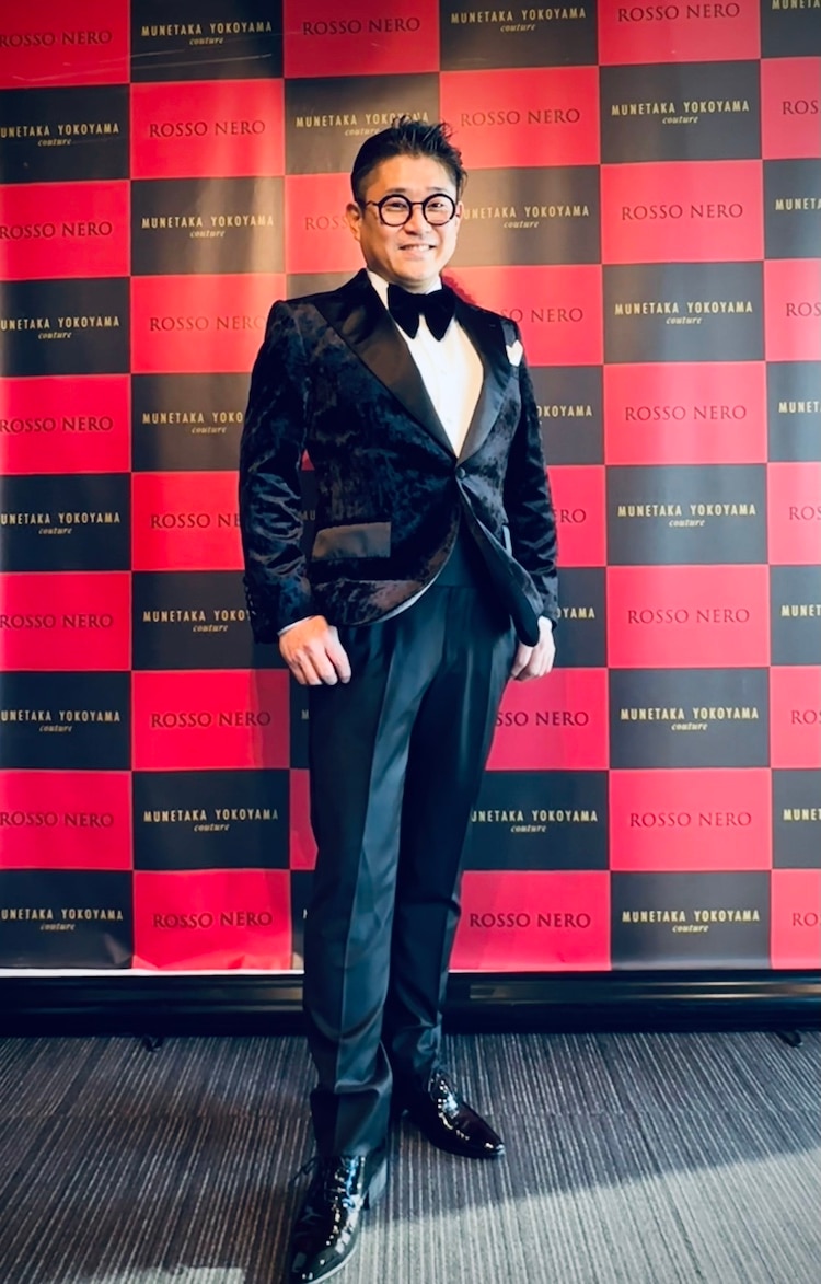 大手町のフレンチレストラン「bulls Tokyo」のオーナー斎藤雄大さんにロッソネロのオーダータキシードをお創りいただきました! 南青山