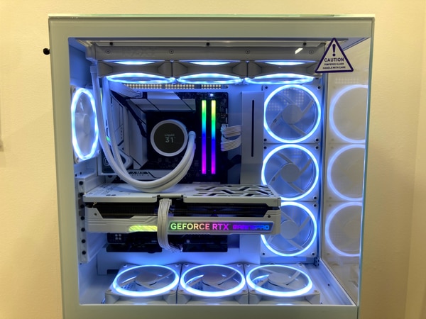 Pc組立代行 人気nzxt H9を使用した定番ホワイトパソコン【ドスパラ白山フェアモール松任店】 パソコン修理365