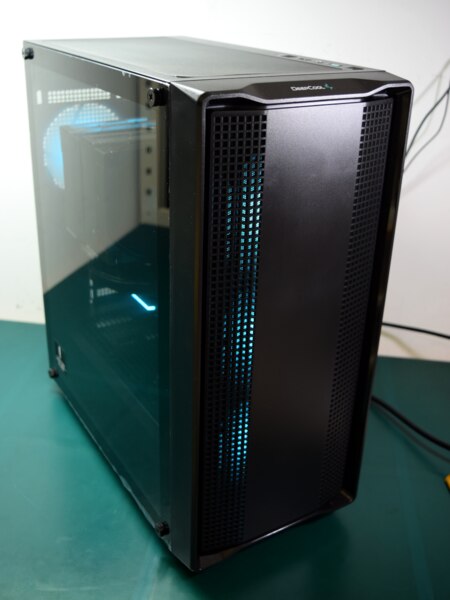 Pc組立代行 Deepcoolを使用し、かつ高性能な構成の黒ビルドパソコン ドスパラ横浜駅前店 パソコン修理365