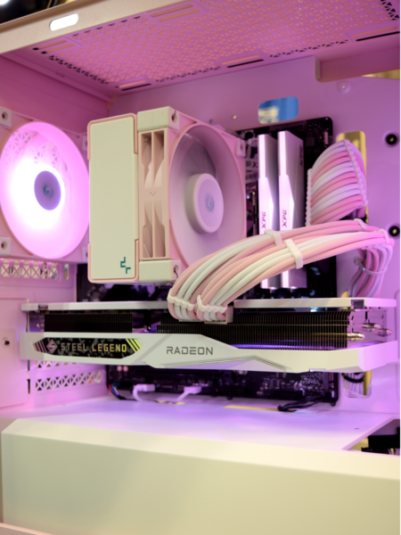 Pc組立代行 パステルピンクで統一したpc ドスパラ横浜駅前店 パソコン修理365