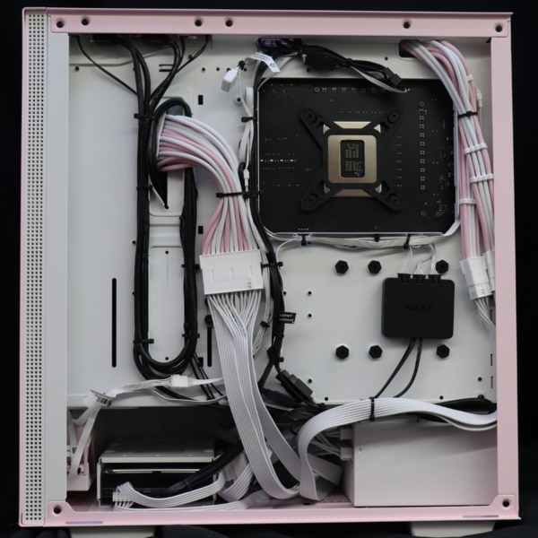 Pc組立代行 パフォーマンスと美しさを両立したピンクのハイエンドpc ドスパラ大阪・なんば店 パソコン修理365