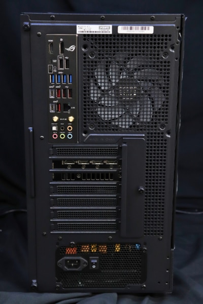 Pc組立代行 黒い外装に赤いライティングが映えるスタイリッシュなゲーミングpc ドスパラ大阪・なんば店 パソコン修理365