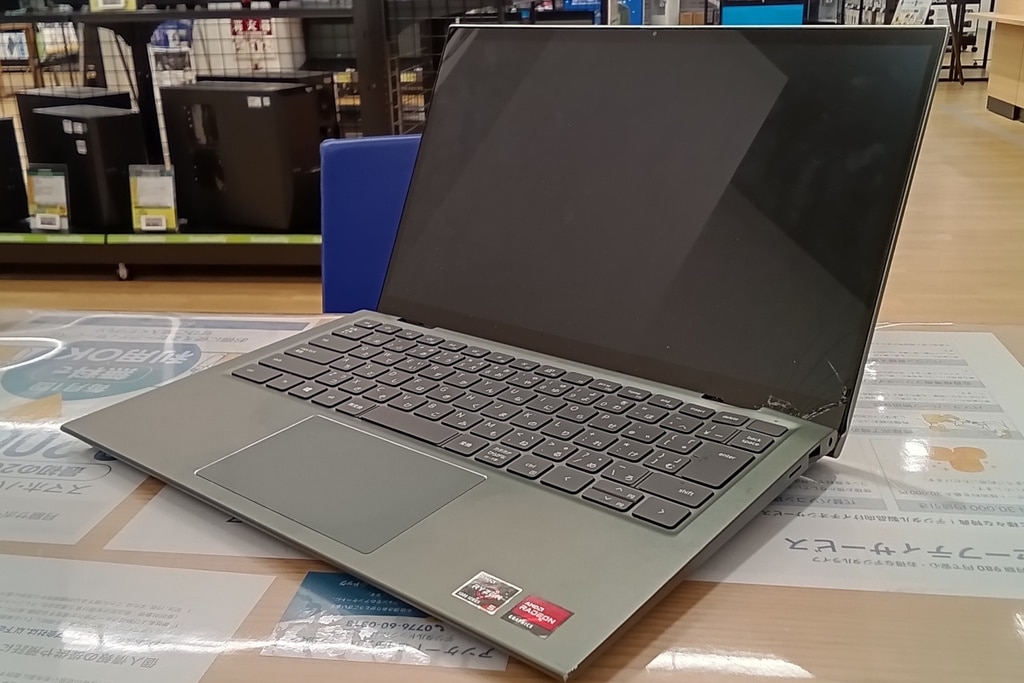 Dellデルノートパソコン修理 液晶割れ・ヒンジ破損を修理【パソコン修理事例】 パソコン修理スマホサポート専門店|デジタルドック