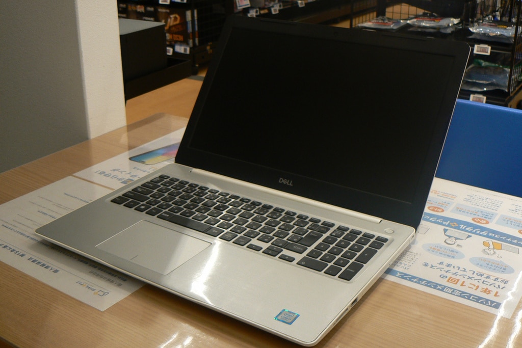 Dellノートパソコン修理 電源が入らない【データ救出事例】 パソコン修理スマホサポート専門店デジタルドック
