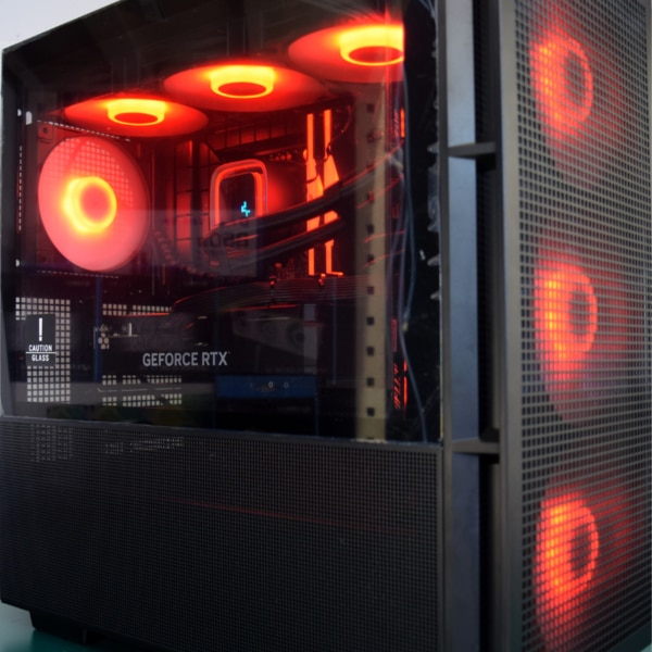 Pc組立代行 黒を基調にしたコスパ重視のスタイリッシュpc ドスパラ横浜駅前店 パソコン修理365