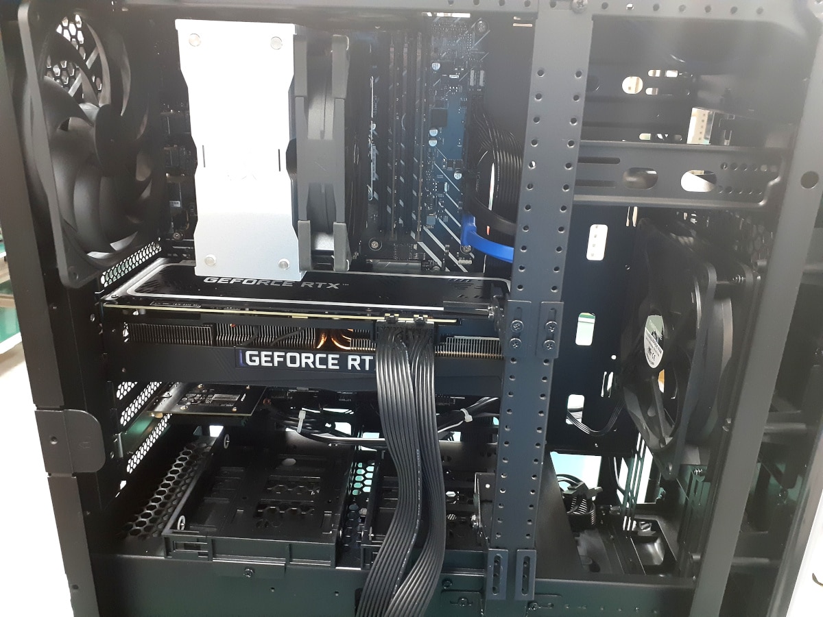 ゲーミングpcガレリアの内部清掃【クリーニング事例】 パソコン修理スマホサポート専門店|デジタルドック