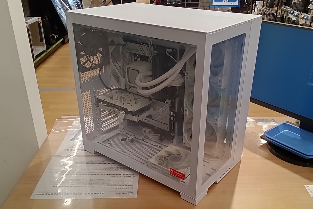 自作ゲーミングパソコンサポート ゲーム中に画面が真っ暗になる【サポート事例】 パソコン修理スマホサポート専門店|デジタルドック