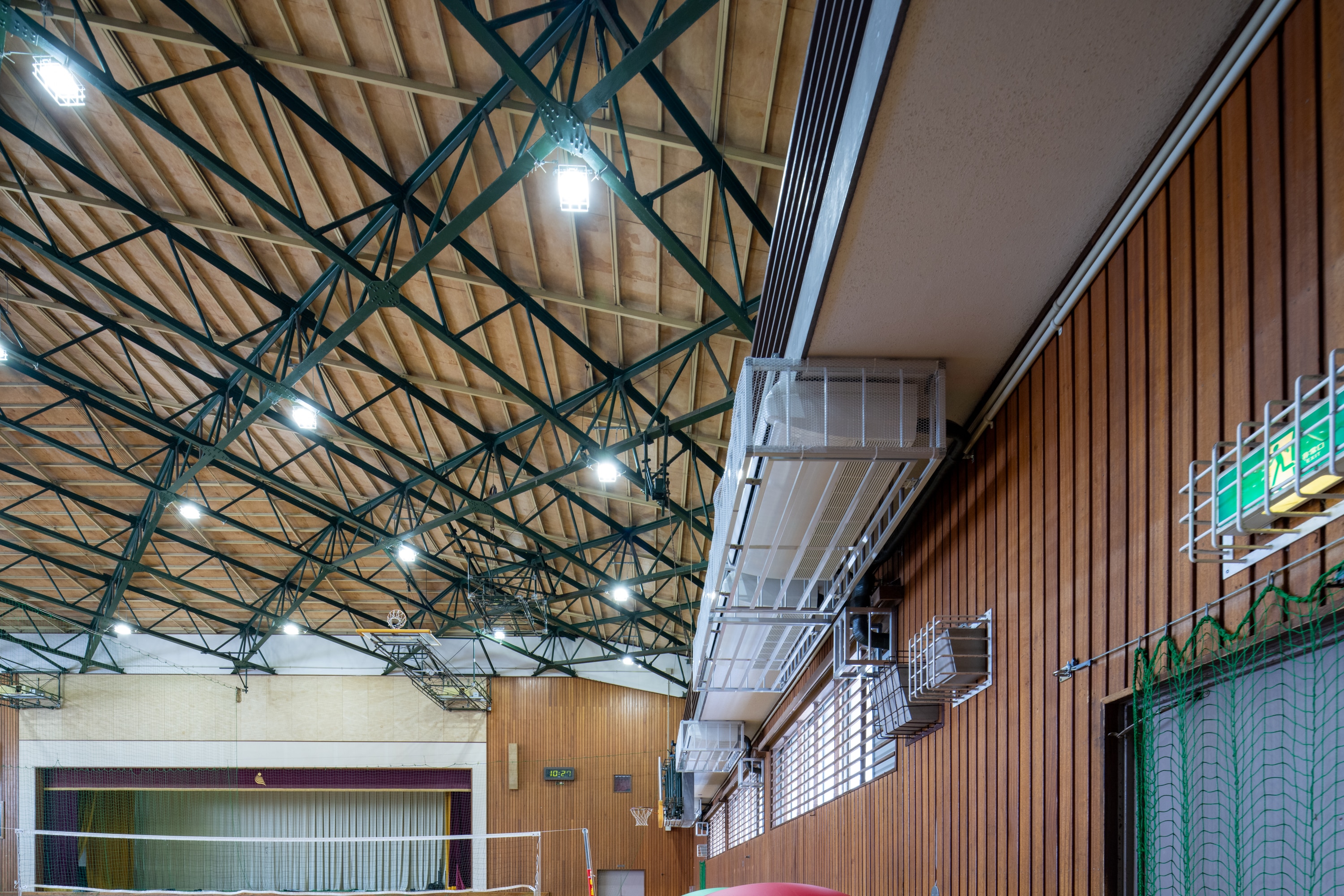 横浜創学館高等学校|導入事例|30年の信頼と実績 品質で選ばれ続けるtakeuchiの空調ソリューション