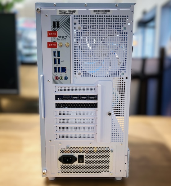Pc組立代行 パステルブルーとホワイトカラーで統一し、見た目にこだわった高性能pc ドスパラ富山本郷店 パソコン修理365